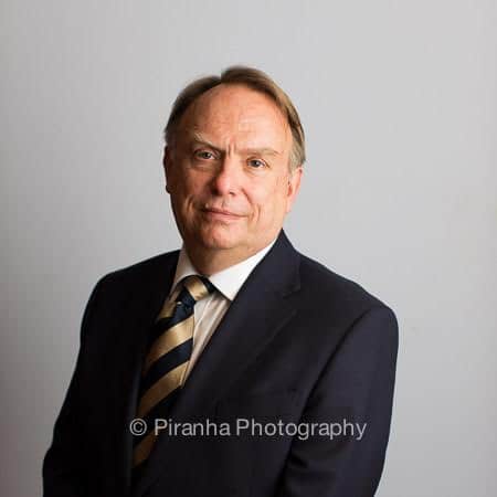 Lowe Alan Vaughan – Institut de Droit International
